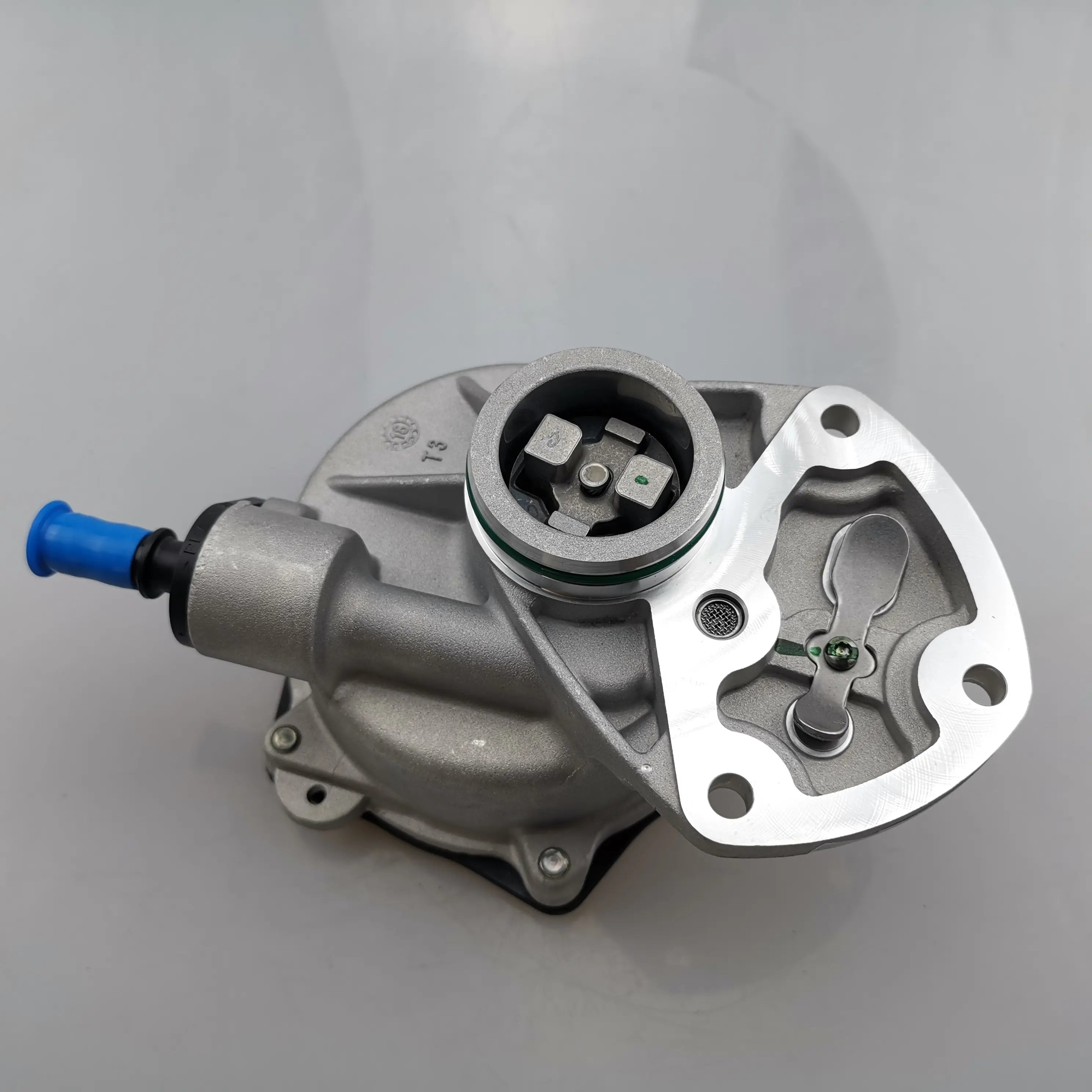 MAXUS G10 10254134 Engine Vacuum Pump Assembly