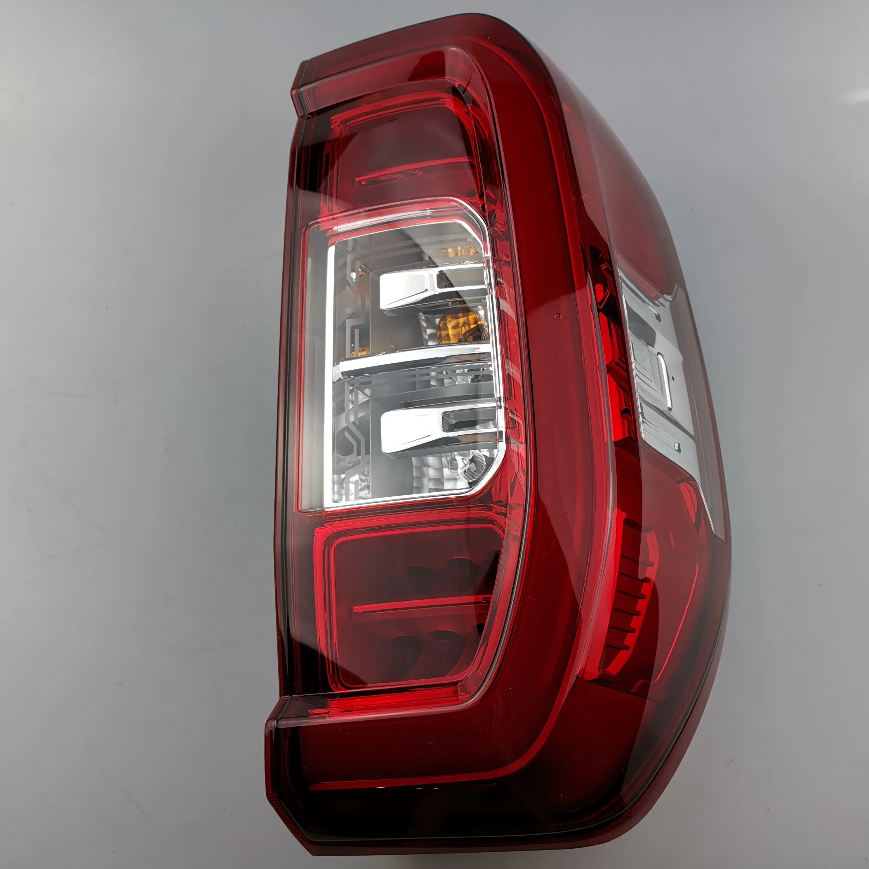 MAXUS T90(T60 MAX) C00247157 C00247158 Rear Tail Lamp Assembly